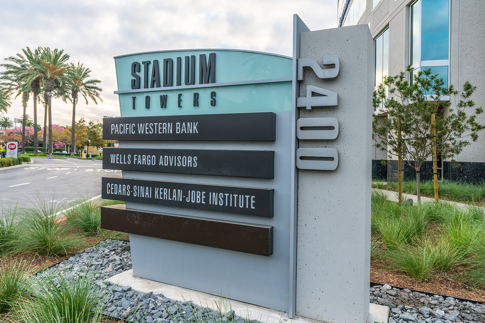 STADIUM TOWER | CLASS A ANAHEIM OFFICE